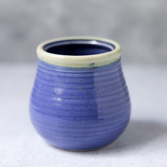 Nantucket | Accents | Nantucket Made In China Blue Pottery Jar Crock ...